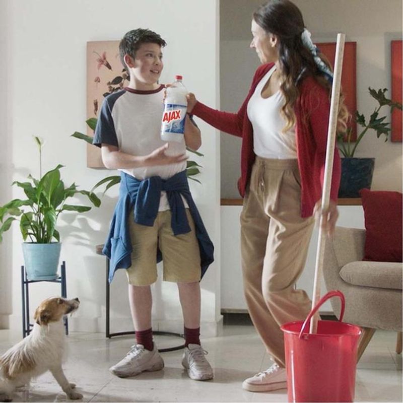 Ajax Limpiador Con Amonia 2 L - H-E-B México Ajax Limpiador Con Amonia 2 L - H-E-B México